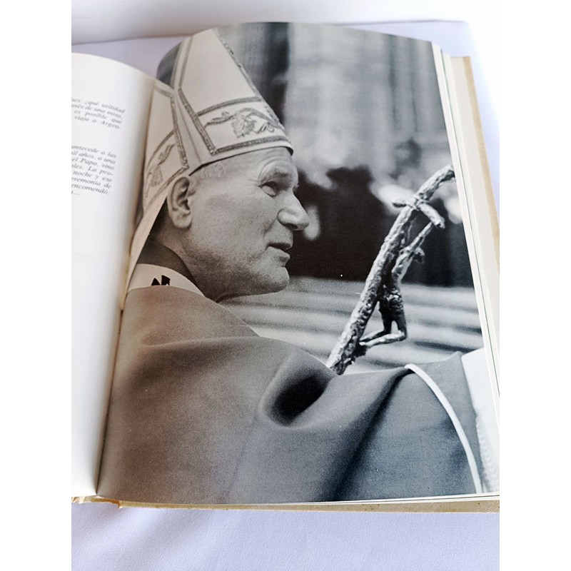 2 LIBROS DE JUAN PABLO II